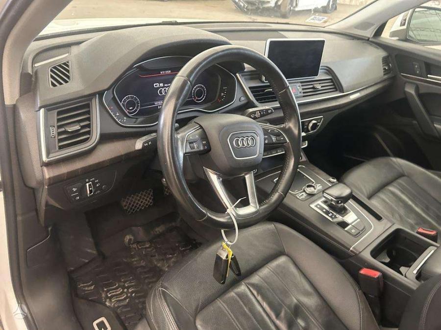 Balts Audi Q5 2018 Kauņa, ar dzinēja tilpumu 1.98 L un nobraukumu 162 tūkst. km par 17600 €, foto 6 vietnē AUTOMOTO.COM.LV