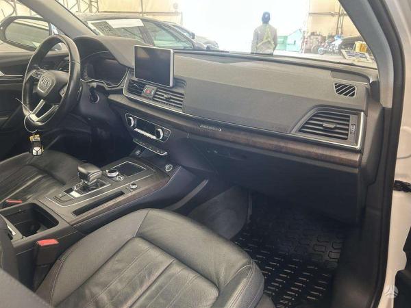 Balts Audi Q5 2018 Kauņa, ar dzinēja tilpumu 1.98 L un nobraukumu 162 tūkst. km par 17600 €, foto 8 vietnē AUTOMOTO.COM.LV