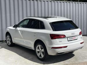 Balts Audi Q5 2018 Viļņa, ar dzinēja tilpumu 1.98 L un nobraukumu 150 tūkst. km par 23000 €, foto 5 vietnē AUTOMOTO.COM.LV