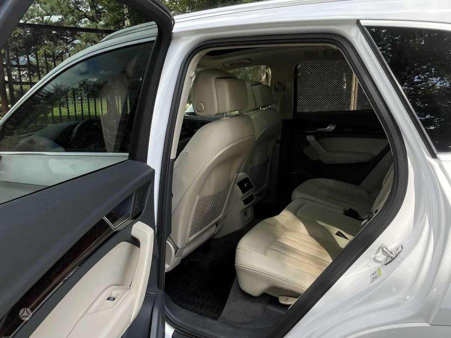 Balts Audi Q5 2018 Viļņa, ar dzinēja tilpumu 1.98 L un nobraukumu 150 tūkst. km par 23000 €, foto 7 vietnē AUTOMOTO.COM.LV