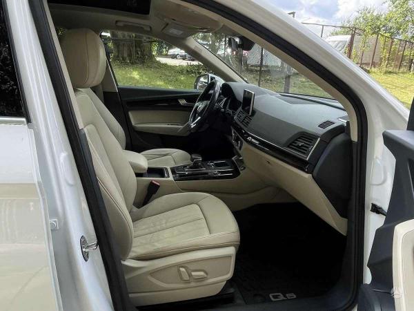 Balts Audi Q5 2018 Viļņa, ar dzinēja tilpumu 1.98 L un nobraukumu 150 tūkst. km par 23000 €, foto 9 vietnē AUTOMOTO.COM.LV
