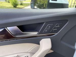 Balts Audi Q5 2018 Viļņa, ar dzinēja tilpumu 1.98 L un nobraukumu 150 tūkst. km par 23000 €, foto 22 vietnē AUTOMOTO.COM.LV