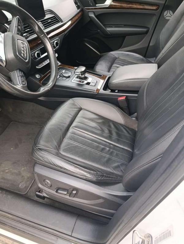 White Audi Q5 2018 in Plunge, with an engine capacity of 1.98 L and mileage of 129 thousand km for 12400 €, photo 11 on AUTOMOTO.COM.LV
