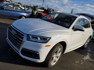 White Audi Q5 2019 in Vilnius, with an engine capacity of 1.98 L and mileage of 52 thousand km for 15800 €, photo 2 on AUTOMOTO.COM.LV