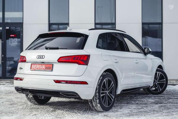 Balts Audi Q5 2019 Viļņa, ar dzinēja tilpumu 1.98 L un nobraukumu 9 tūkst. km par 29400 €, foto 10 vietnē AUTOMOTO.COM.LV