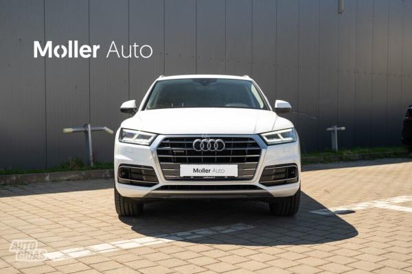 White Audi Q5 2019 in Vilnius, with an engine capacity of 2.00 L and mileage of 161 thousand km for 27500 €, photo 2 on AUTOMOTO.COM.LV