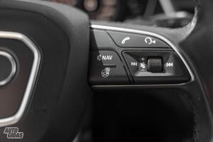 White Audi Q5 2019 in Vilnius, with an engine capacity of 2.00 L and mileage of 161 thousand km for 27500 €, photo 19 on AUTOMOTO.COM.LV