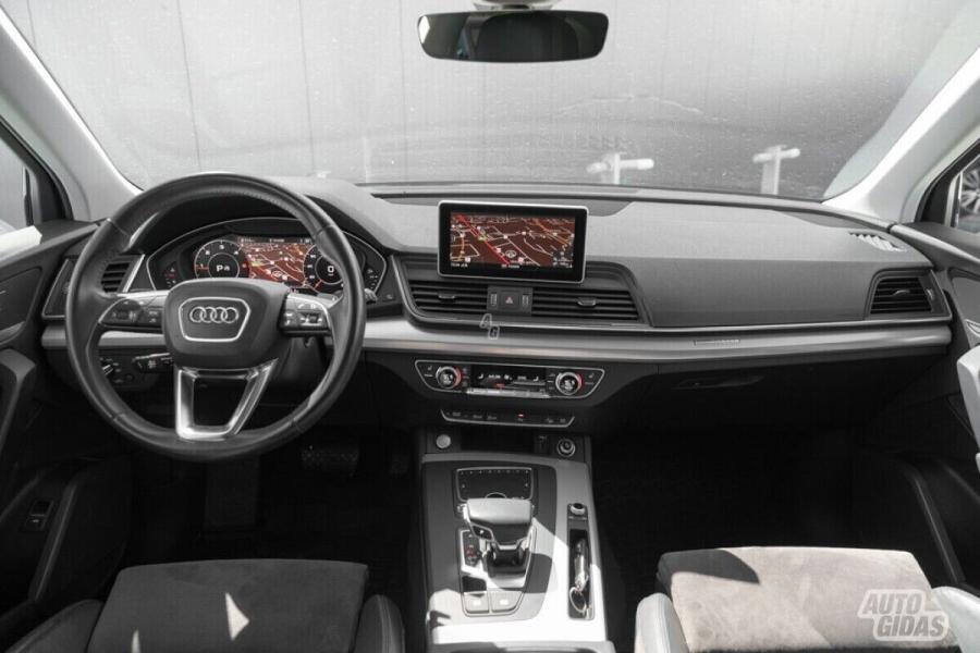 White Audi Q5 2019 in Vilnius, with an engine capacity of 2.00 L and mileage of 161 thousand km for 27500 €, photo 20 on AUTOMOTO.COM.LV