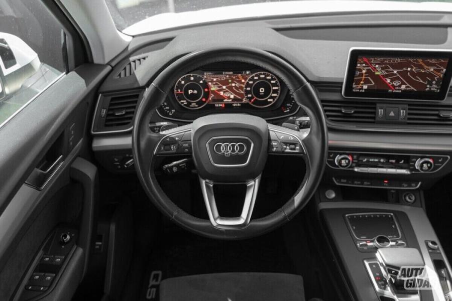 White Audi Q5 2019 in Vilnius, with an engine capacity of 2.00 L and mileage of 161 thousand km for 27500 €, photo 22 on AUTOMOTO.COM.LV