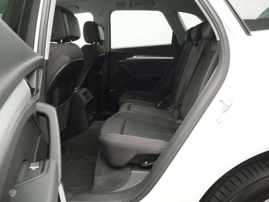 Balts Audi Q5 2019 Viļņa, ar dzinēja tilpumu 1.98 L un nobraukumu 118 tūkst. km par 22900 €, foto 13 vietnē AUTOMOTO.COM.LV
