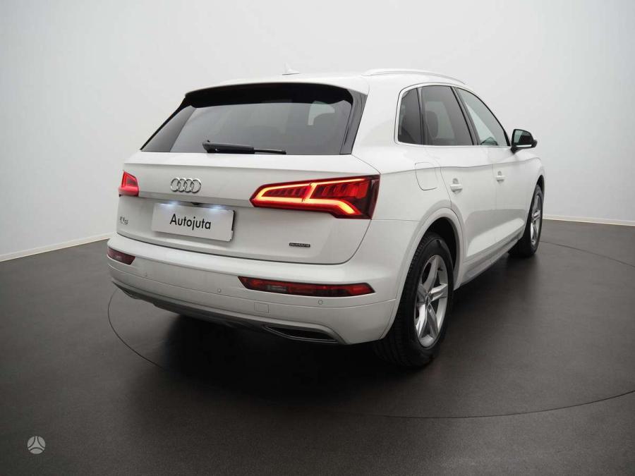 Balts Audi Q5 2019 Viļņa, ar dzinēja tilpumu 1.98 L un nobraukumu 118 tūkst. km par 22900 €, foto 21 vietnē AUTOMOTO.COM.LV