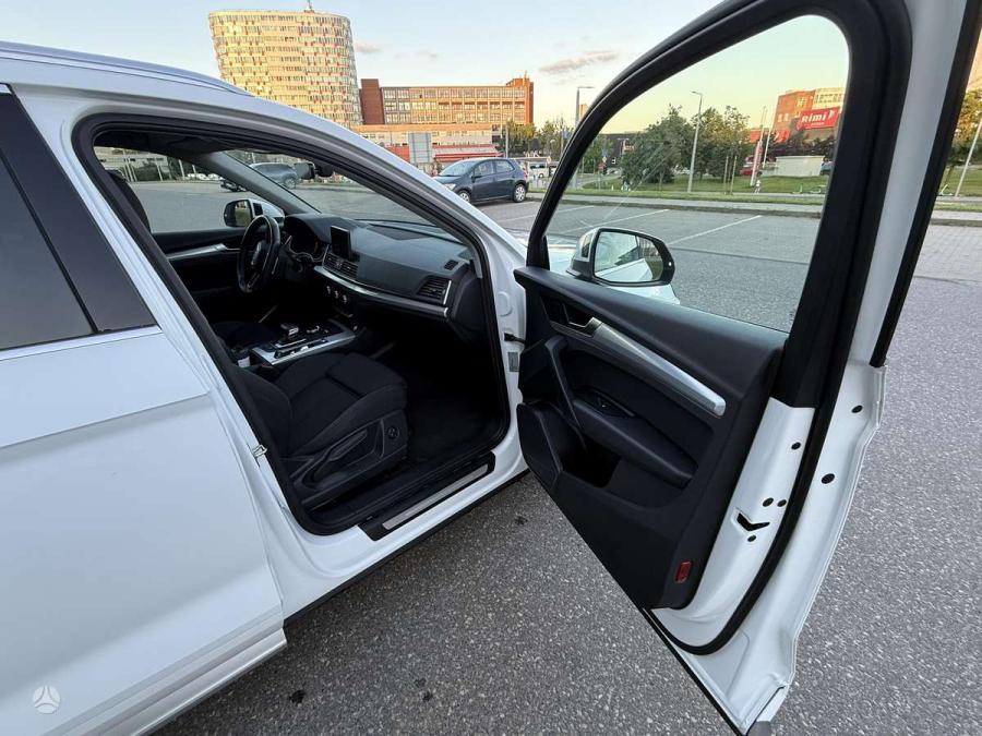 Белый Ауди Ку 5 2019 в Вильнюс, объемом двигателя 1.97 л и пробегом 117 тыс. км за 22500 €, фото 7 на AUTOMOTO.COM.LV