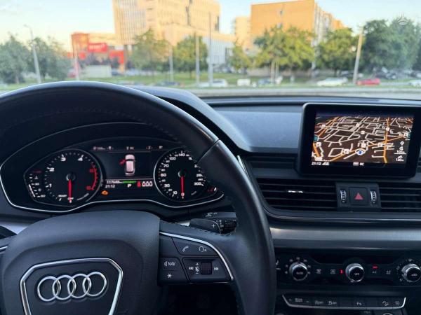 Balts Audi Q5 2019 Viļņa, ar dzinēja tilpumu 1.97 L un nobraukumu 117 tūkst. km par 22500 €, foto 9 vietnē AUTOMOTO.COM.LV