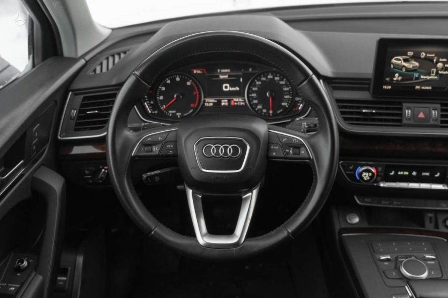 Balts Audi Q5 2020 Viļņa, ar dzinēja tilpumu 1.98 L un nobraukumu 77 tūkst. km par 22790 €, foto 18 vietnē AUTOMOTO.COM.LV