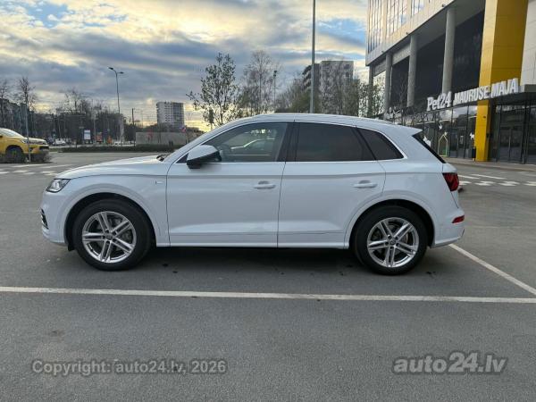 Balts Audi Q5 2020 Tallina, ar dzinēja tilpumu 2.00 L un nobraukumu 99 tūkst. km par 28800 €, foto 3 vietnē AUTOMOTO.COM.LV