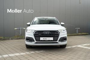 White Audi Q5 2020 in Vilnius, with an engine capacity of 2.00 L and mileage of 142 thousand km for 28350 €, photo 9 on AUTOMOTO.COM.LV