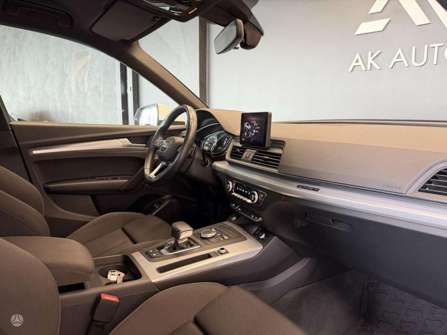 Белый Ауди Ку 5 2020 в Каунас, объемом двигателя 1.98 л и пробегом 121 тыс. км за 25990 €, фото 18 на AUTOMOTO.COM.LV