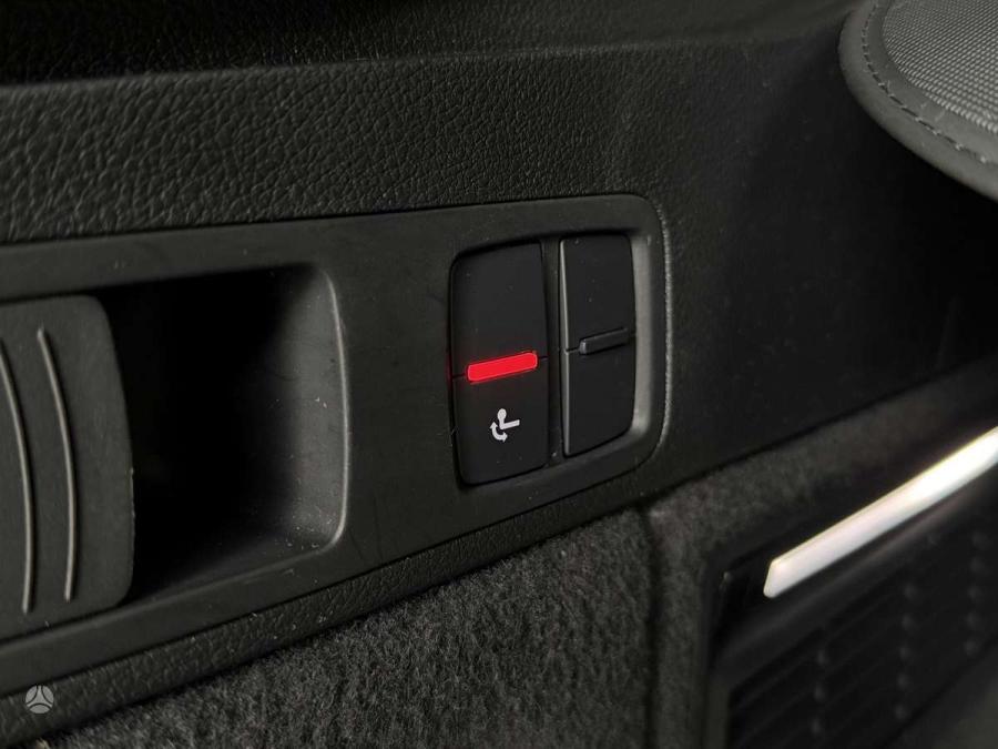 Белый Ауди Ку 5 2020 в Каунас, объемом двигателя 1.98 л и пробегом 121 тыс. км за 25990 €, фото 26 на AUTOMOTO.COM.LV