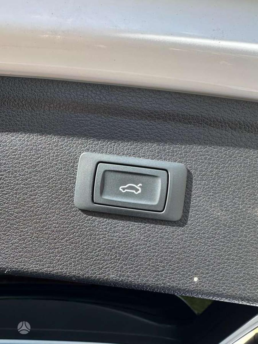 Balts Audi Q5 2020 Viļņa, ar dzinēja tilpumu 1.98 L un nobraukumu 77 tūkst. km par 22399 €, foto 47 vietnē AUTOMOTO.COM.LV