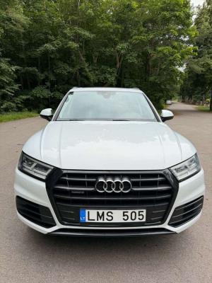 White Audi Q5 2020 in Palanga, with an engine capacity of 1.98 L and mileage of 117 thousand km for 25400 €, photo 4 on AUTOMOTO.COM.LV