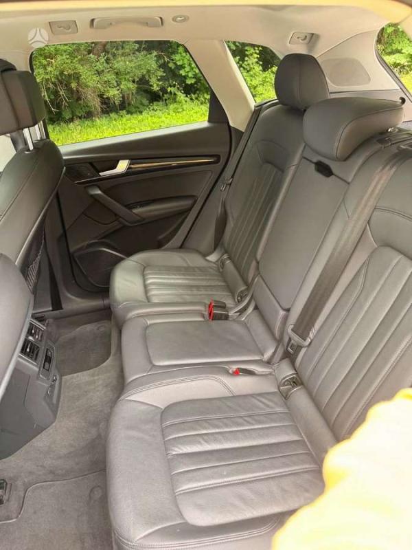 White Audi Q5 2020 in Palanga, with an engine capacity of 1.98 L and mileage of 117 thousand km for 25400 €, photo 9 on AUTOMOTO.COM.LV