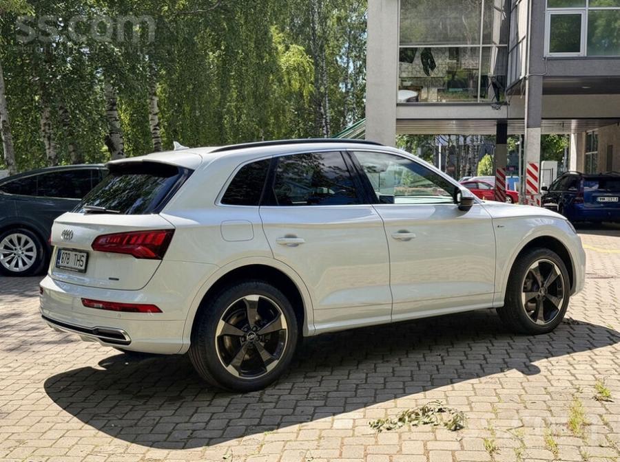 Белый Ауди Ку 5 2020 в Рига, объемом двигателя 2.00 л и пробегом 70 тыс. км за 29500 €, фото 5 на AUTOMOTO.COM.LV