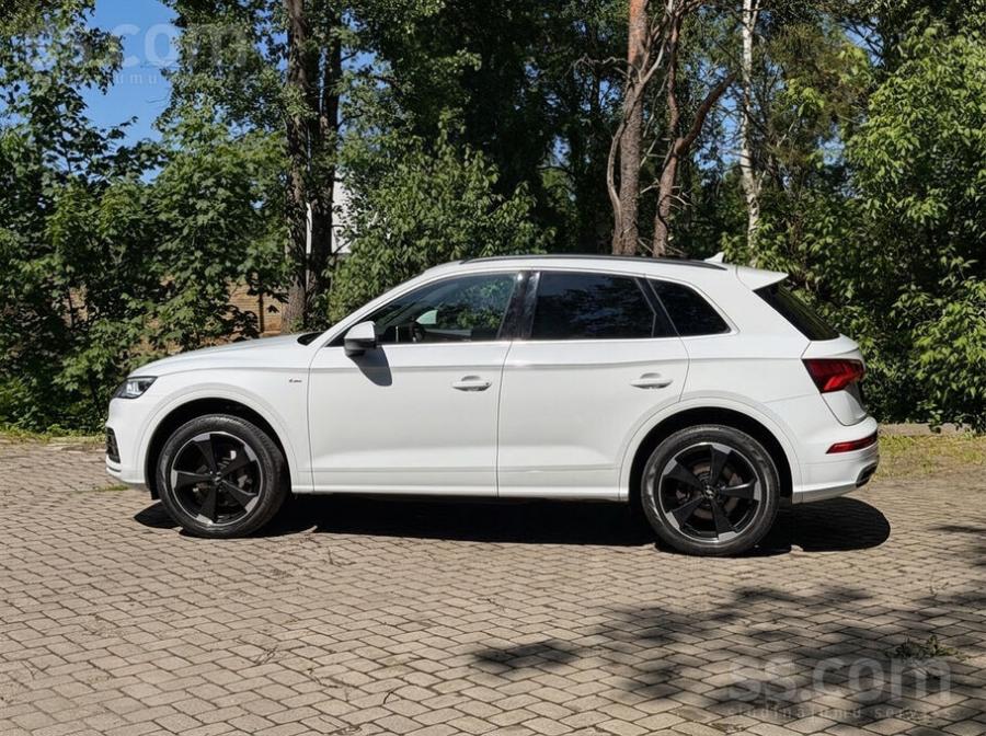Balts Audi Q5 2020 Rīga, ar dzinēja tilpumu 2.00 L un nobraukumu 70 tūkst. km par 27777 €, foto 3 vietnē AUTOMOTO.COM.LV