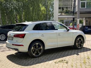 Balts Audi Q5 2020 Rīga, ar dzinēja tilpumu 2.00 L un nobraukumu 70 tūkst. km par 27777 €, foto 5 vietnē AUTOMOTO.COM.LV