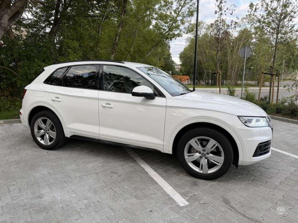 Balts Audi Q5 2020 Viļņa, ar dzinēja tilpumu 1.98 L un nobraukumu 71 tūkst. km par 31000 €, foto 8 vietnē AUTOMOTO.COM.LV