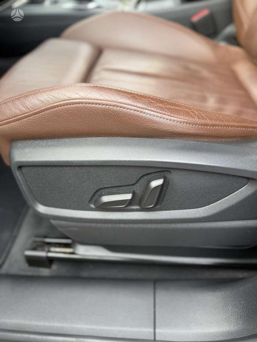 Balts Audi Q5 2020 Viļņa, ar dzinēja tilpumu 1.98 L un nobraukumu 71 tūkst. km par 31000 €, foto 39 vietnē AUTOMOTO.COM.LV