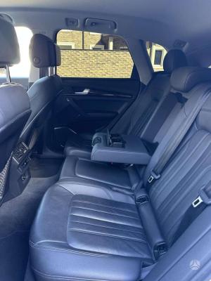 White Audi Q5 2020 in Vilnius, with an engine capacity of 1.98 L and mileage of 77 thousand km for 20999 €, photo 16 on AUTOMOTO.COM.LV
