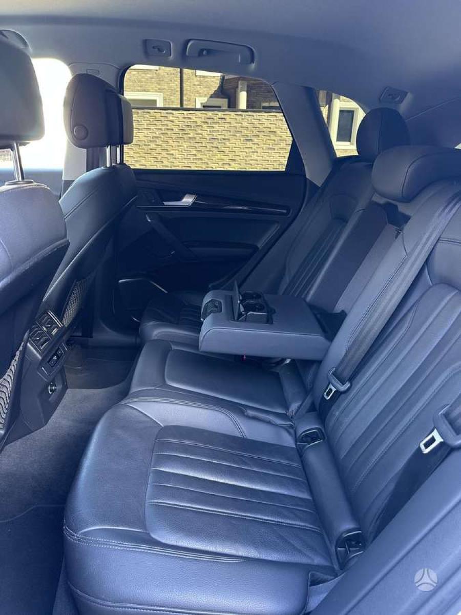 White Audi Q5 2020 in Vilnius, with an engine capacity of 1.98 L and mileage of 77 thousand km for 20999 €, photo 16 on AUTOMOTO.COM.LV