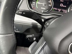 White Audi Q5 2020 in Vilnius, with an engine capacity of 1.98 L and mileage of 118 thousand km for 24999 €, photo 8 on AUTOMOTO.COM.LV