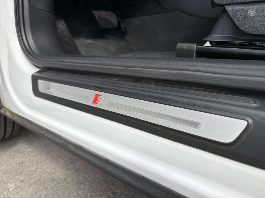 White Audi Q5 2020 in Vilnius, with an engine capacity of 1.98 L and mileage of 118 thousand km for 24999 €, photo 21 on AUTOMOTO.COM.LV