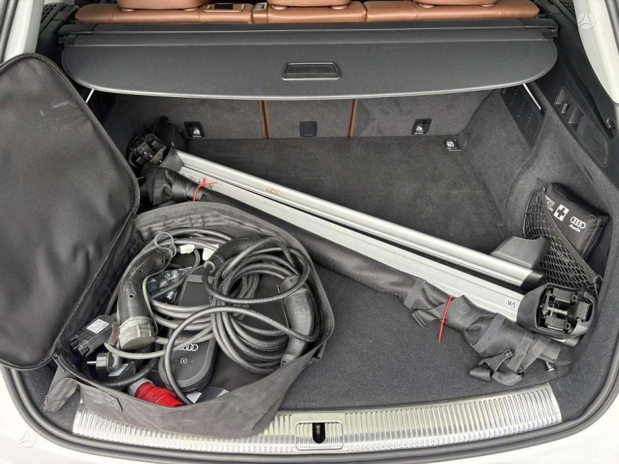 White Audi Q5 2020 in Vilnius, with an engine capacity of 1.98 L and mileage of 118 thousand km for 24999 €, photo 24 on AUTOMOTO.COM.LV