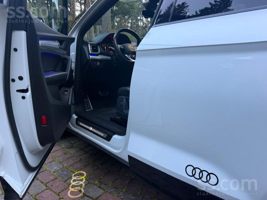 Balts Audi Q5 2020 Rīga, ar dzinēja tilpumu 2.00 L un nobraukumu 134 tūkst. km par 24800 €, foto 18 vietnē AUTOMOTO.COM.LV