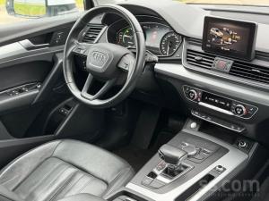 White Audi Q5 2021 in Ogre, with an engine capacity of 2.00 L and mileage of 120 thousand km for 28700 €, photo 6 on AUTOMOTO.COM.LV