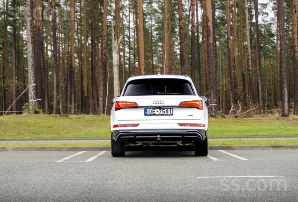Balts Audi Q5 2021 Rīga, ar dzinēja tilpumu 2.00 L un nobraukumu 121 tūkst. km par 28990 €, foto 5 vietnē AUTOMOTO.COM.LV