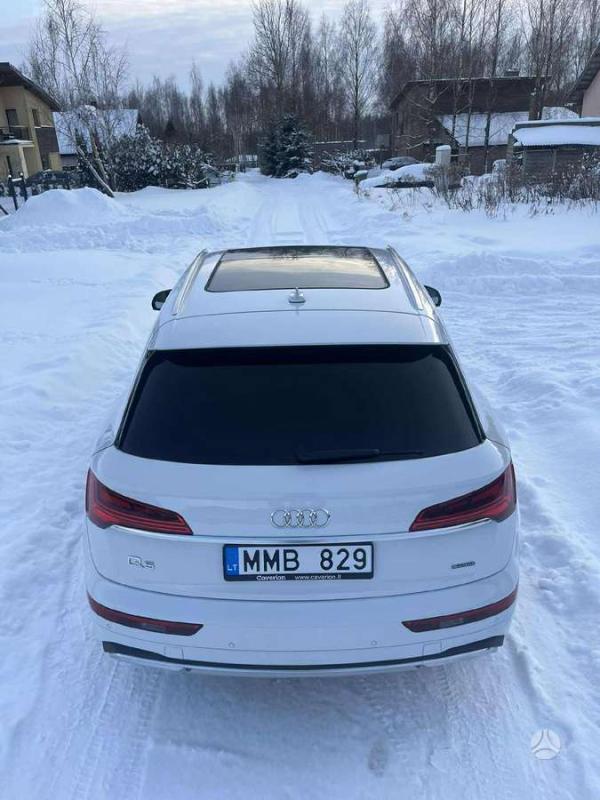 Balts Audi Q5 2021 Viļņa, ar dzinēja tilpumu 1.98 L un nobraukumu 68 tūkst. km par 26300 €, foto 7 vietnē AUTOMOTO.COM.LV