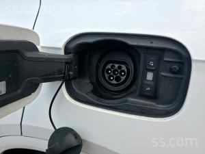 Белый Ауди Ку 5 2021 в Рига, объемом двигателя 2.00 л и пробегом 187 тыс. км за 25590 €, фото 36 на AUTOMOTO.COM.LV