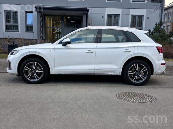White Audi Q5 2021 in Riga, with an engine capacity of 2.00 L and mileage of 187 thousand km for 25390 €, photo 4 on AUTOMOTO.COM.LV