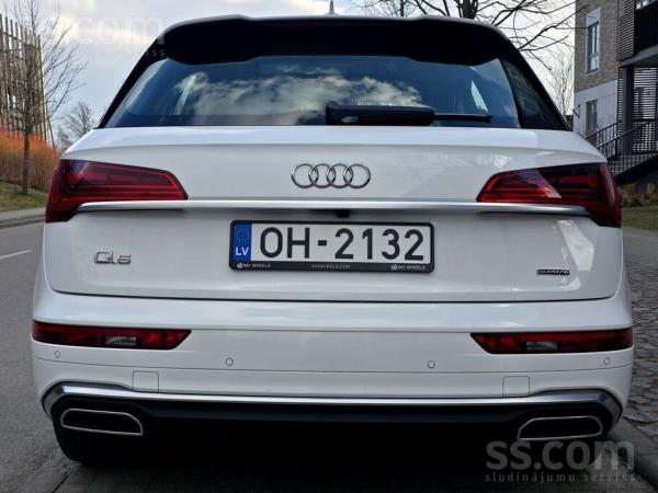 White Audi Q5 2021 in Riga, with an engine capacity of 2.00 L and mileage of 187 thousand km for 25390 €, photo 6 on AUTOMOTO.COM.LV