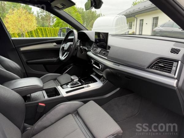 White Audi Q5 2021 in Riga, with an engine capacity of 2.00 L and mileage of 123 thousand km for 29900 €, photo 6 on AUTOMOTO.COM.LV