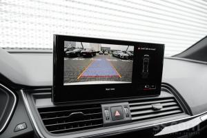 White Audi Q5 2021 in Riga, with an engine capacity of 2.00 L and mileage of 114 thousand km for 33250 €, photo 17 on AUTOMOTO.COM.LV