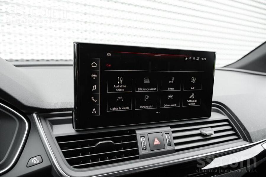 White Audi Q5 2021 in Riga, with an engine capacity of 2.00 L and mileage of 114 thousand km for 33250 €, photo 19 on AUTOMOTO.COM.LV