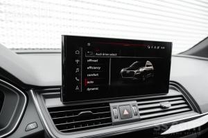 White Audi Q5 2021 in Riga, with an engine capacity of 2.00 L and mileage of 114 thousand km for 33250 €, photo 21 on AUTOMOTO.COM.LV