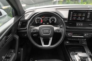 Balts Audi Q5 2021 Viļņa, ar dzinēja tilpumu 2.00 L un nobraukumu 99 tūkst. km par 34500 €, foto 18 vietnē AUTOMOTO.COM.LV