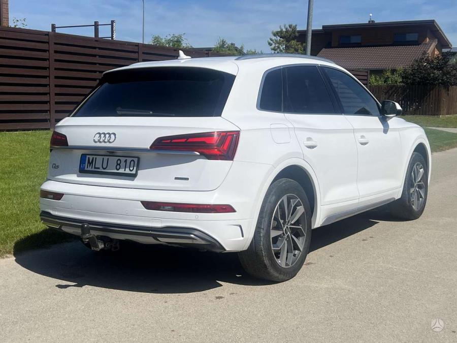 White Audi Q5 2021 in Klaipeda, with an engine capacity of 1.98 L and mileage of 68 thousand km for 22900 €, photo 4 on AUTOMOTO.COM.LV