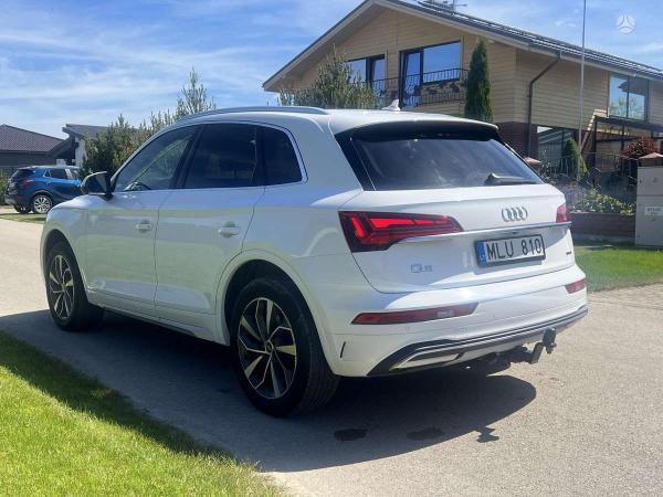 White Audi Q5 2021 in Klaipeda, with an engine capacity of 1.98 L and mileage of 68 thousand km for 22900 €, photo 4 on AUTOMOTO.COM.LV