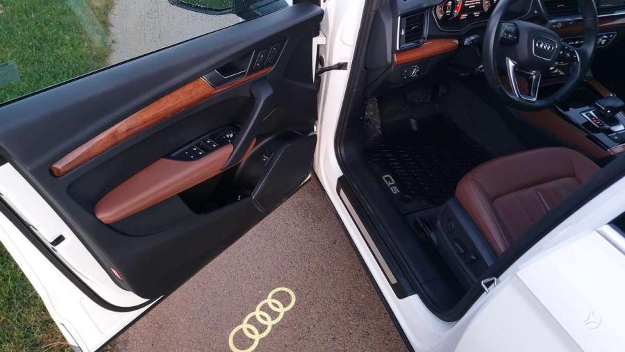 White Audi Q5 2021 in Klaipeda, with an engine capacity of 1.98 L and mileage of 68 thousand km for 22900 €, photo 17 on AUTOMOTO.COM.LV